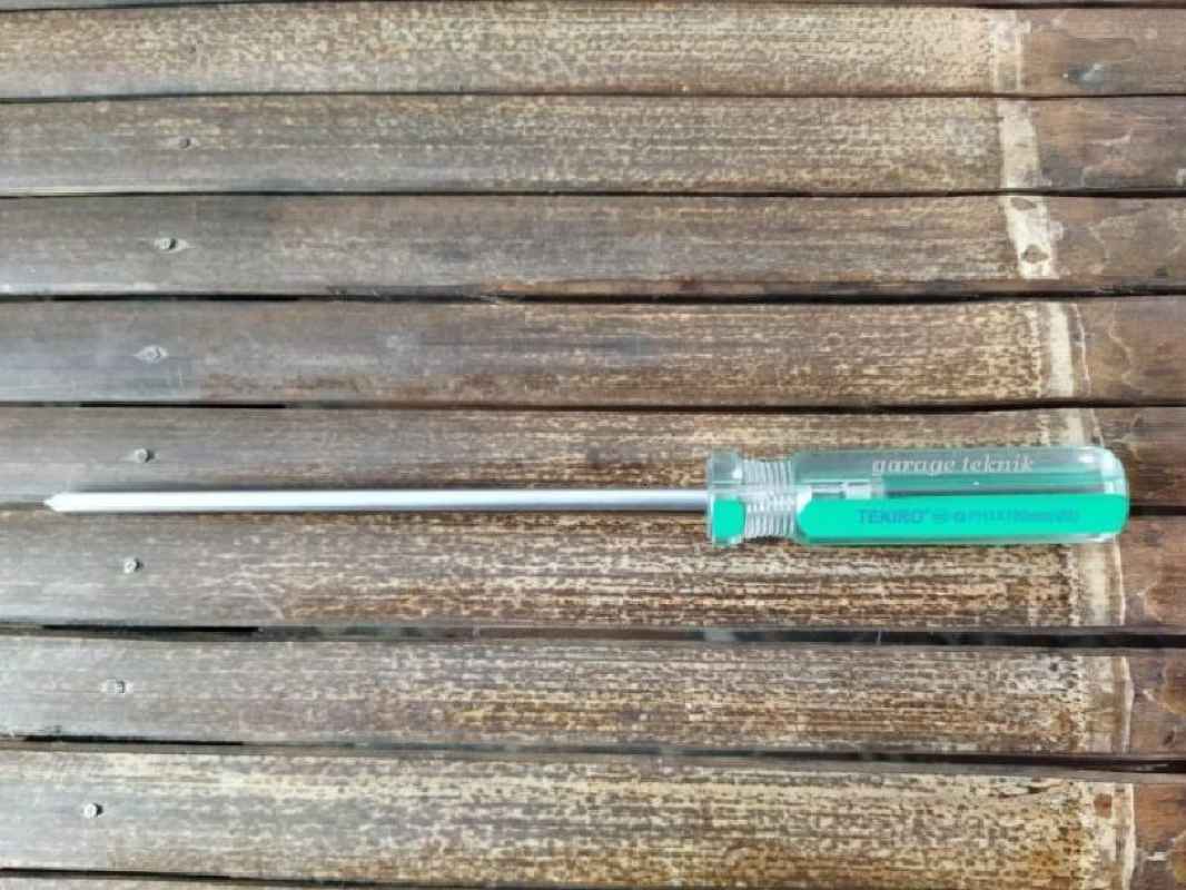 Jual obeng krystal plus dan minus merek tekiro murah di Seller Garage ...
