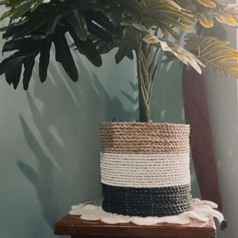 Jual Keranjang Anyaman Seagrass Pandan / Cover Pot Tanaman Meja / Vas ...