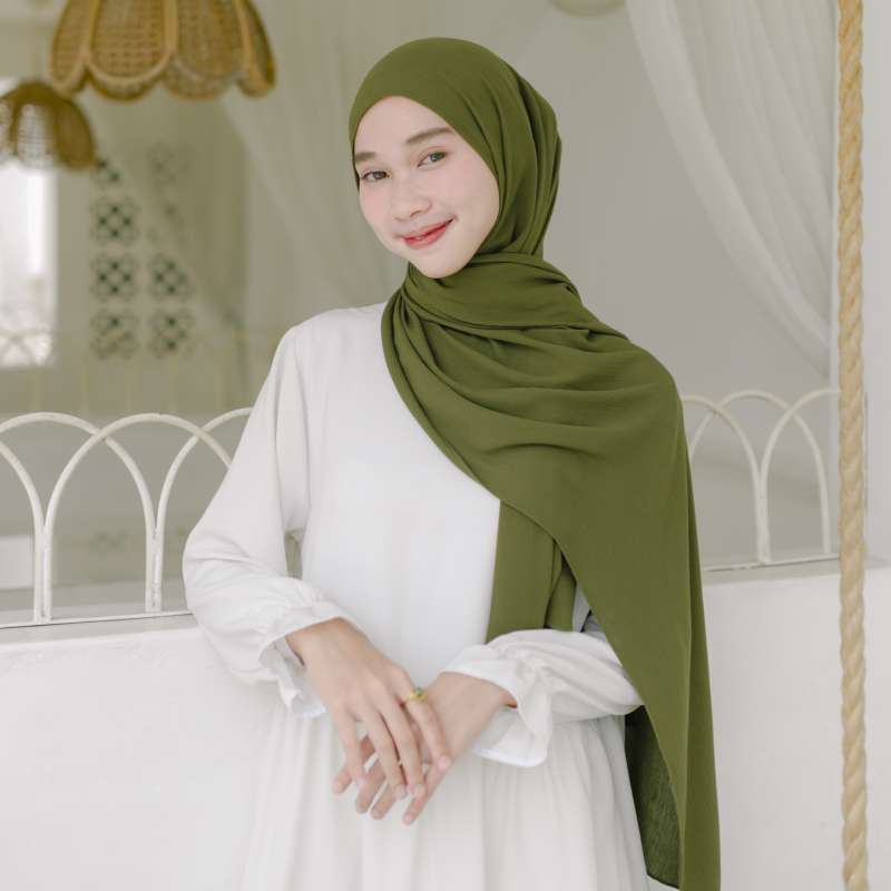 Yuk, Intip Ide OOTD Hijab Baju Warna Milo - Blibli Friends