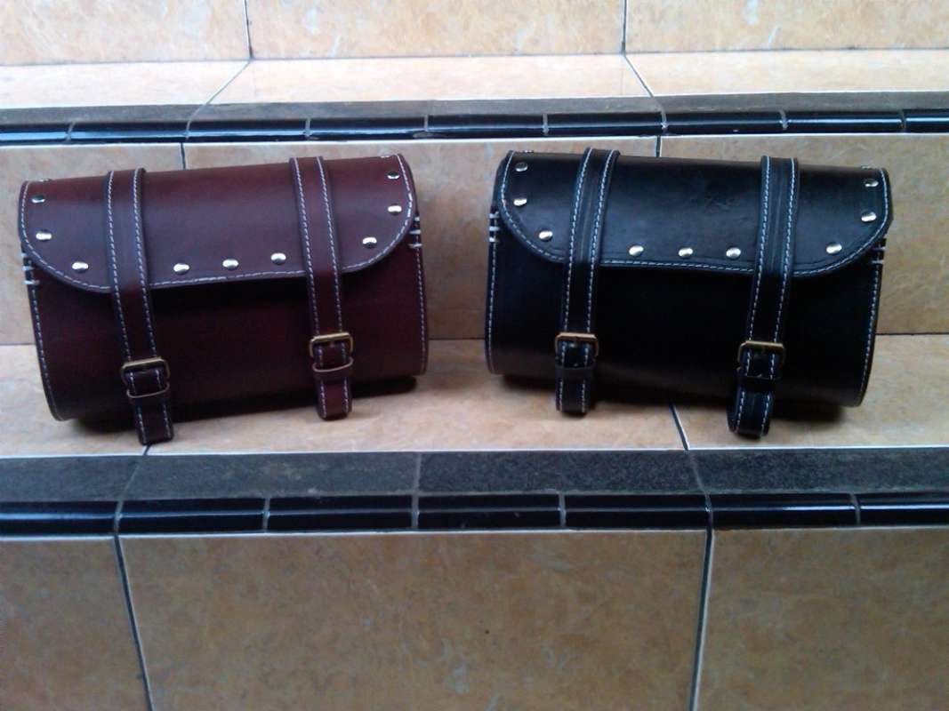 Jual Tas Motor Asli Kulit Model Oval Untuk Vespa Dan Motor Lainnya Tas ...