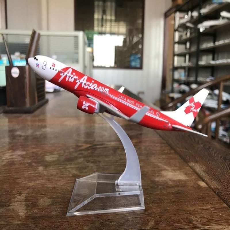 Jual 16cm Air Asia Diecast Pesawat Terbang Plane Model Miniatur Boeing ...