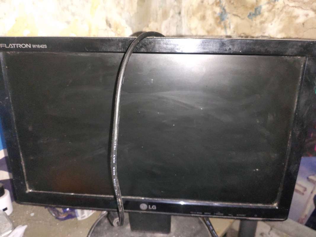 Jual Monitor Lg 16inch Di Seller Vandattexshop - Keboansikep, Kab ...