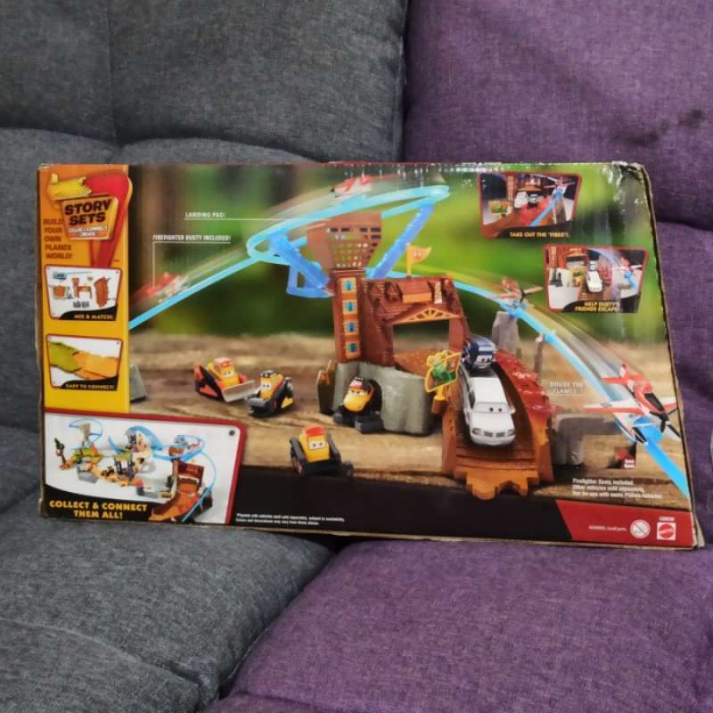 Promo Disney Planes Fire & Rescue Fire At Fusel Lodge! Track Set ...