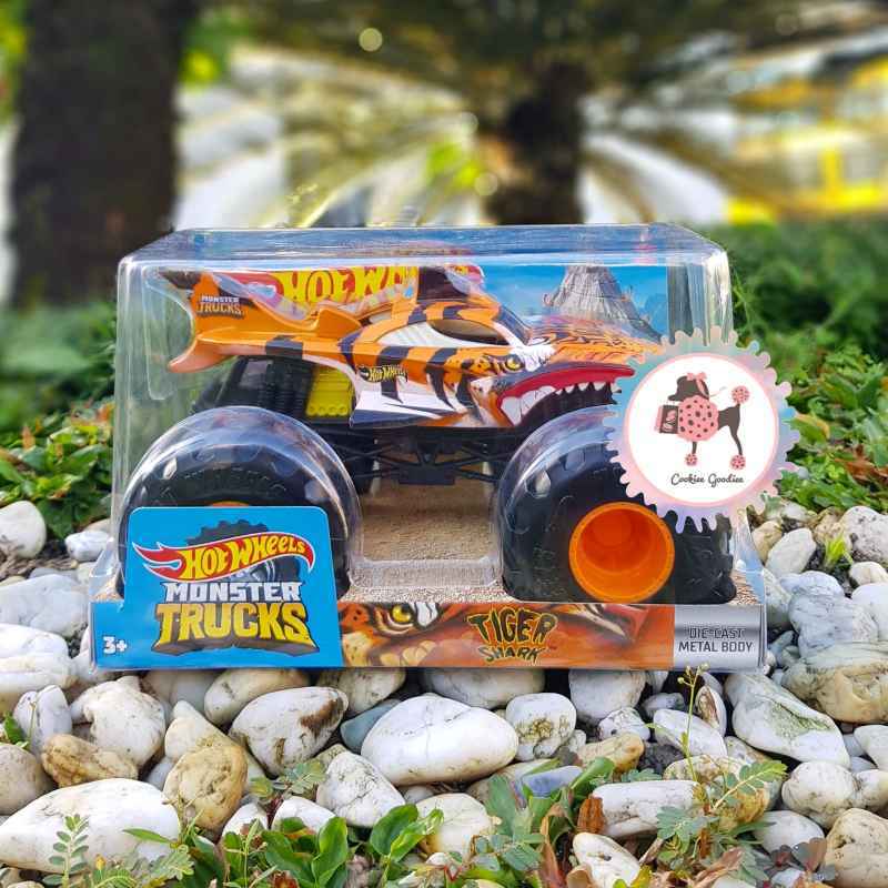 Jual Hot Wheels Monster Trucks Tiger Shark All Vehicle 1:24 di Seller ...