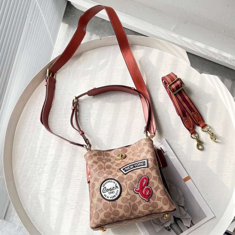 Jual Tas Coach Willow Bucket Bag In Signature Canvas With Patches C6868 ...