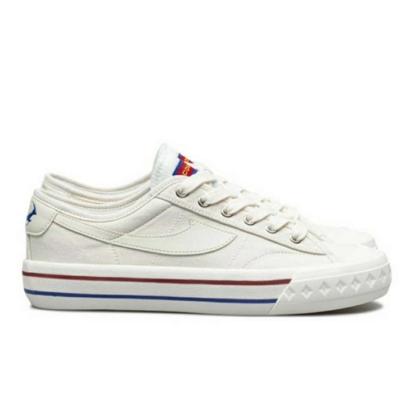 Jual Sepatu Sneakers Compass Retrograde Low Cream Original di Seller ...