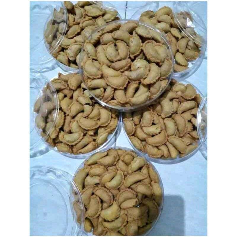 Jual Pastel Kering Mini / Pastel Abon / Pastel Kering / Pastel Abon ...