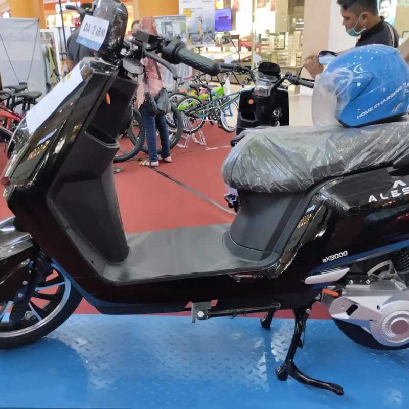 Jual Alessa Motor Listrik Ex3000 New Produk Motor Swab Charger - Hitam ...