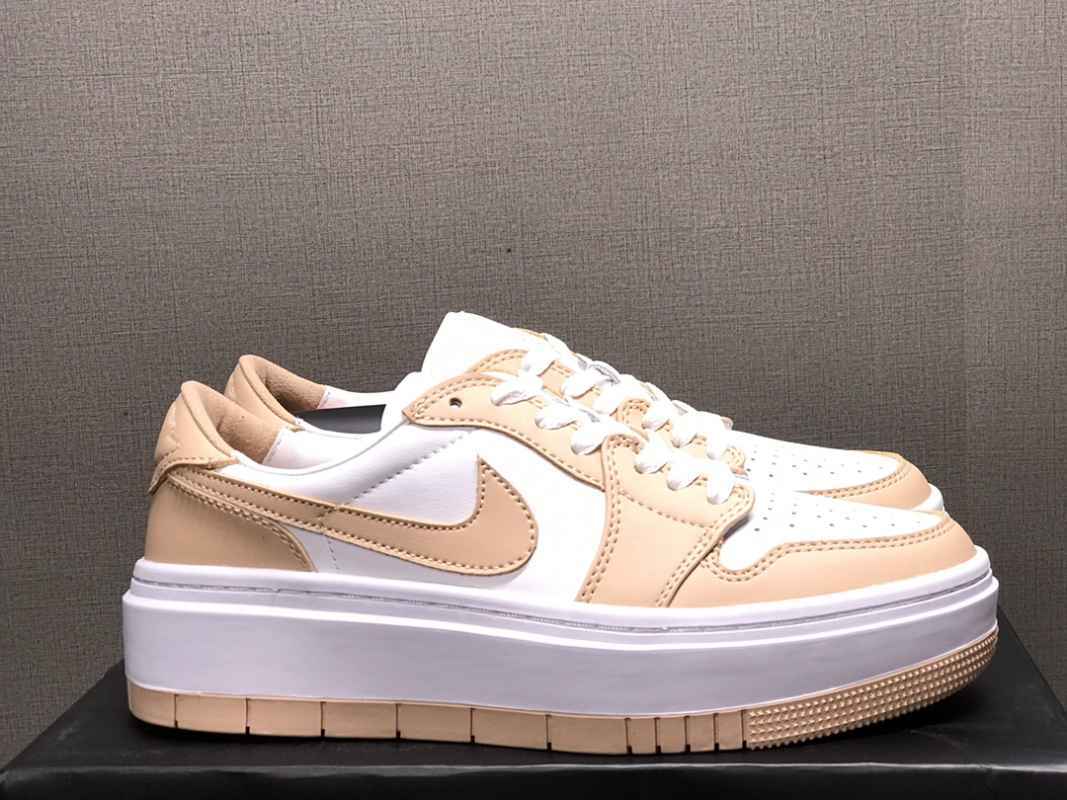 Jual Nike Air Jordan 1 tingkat rendah Se putih dan biru sepatu basket ...