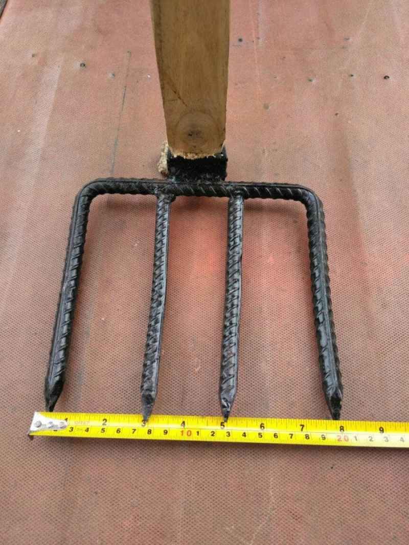 Promo Cangkrang Garukan Sampah Besar Besi13 Gagang Kayu Biasa Diskon 17 ...