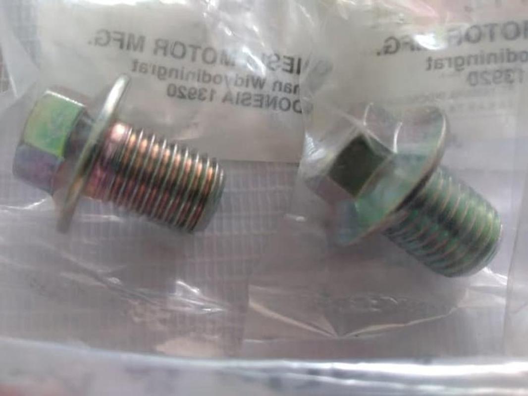 Jual Yamaha Baut Tap Oli Motor Di Seller Marvelouse Shop - Ngagelrejo ...