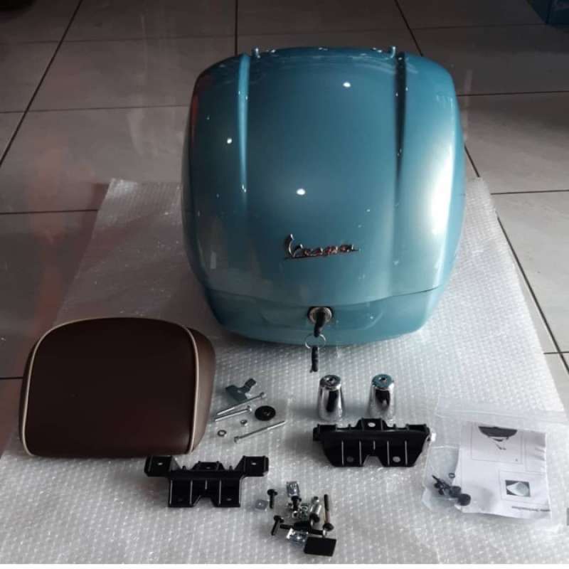 Promo Box Vespa Gts Anniv 70Th - Original Diskon 17% di Seller Nizar ...