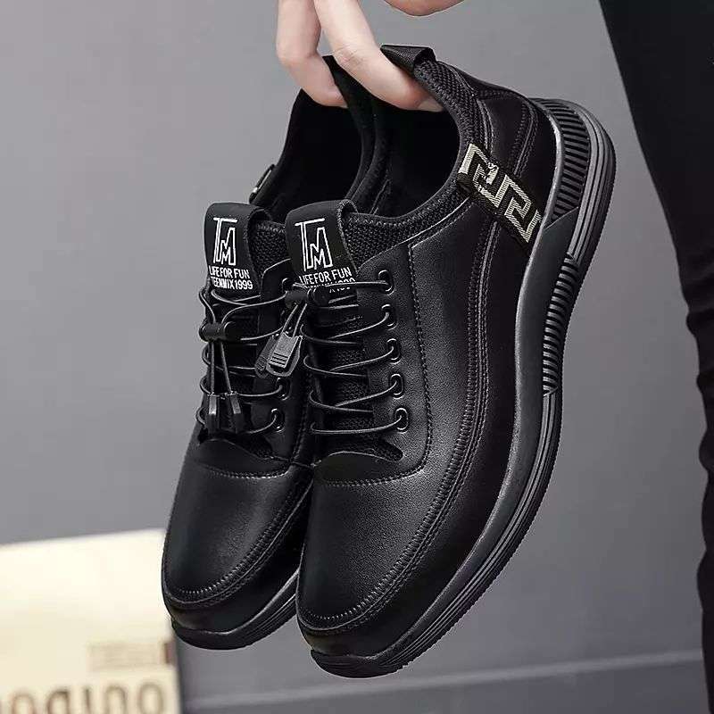 Jual Sepatu Tinggi Tak Terlihat Sepatu Pria Peningkatan Tinggi Dalam ...