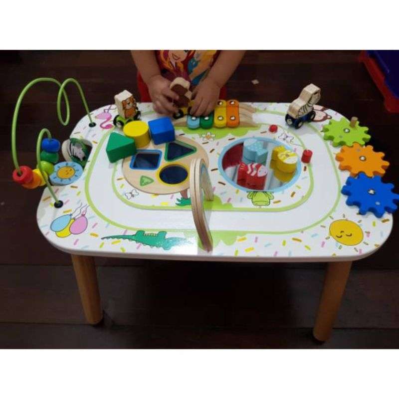 Elc train table online