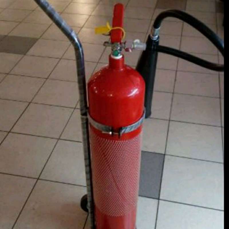 Promo APAR Tabung pemadam api Co 9 kg 9kg Chemguard Co2 trolly Diskon 23% di Seller Berkah Mulia ...