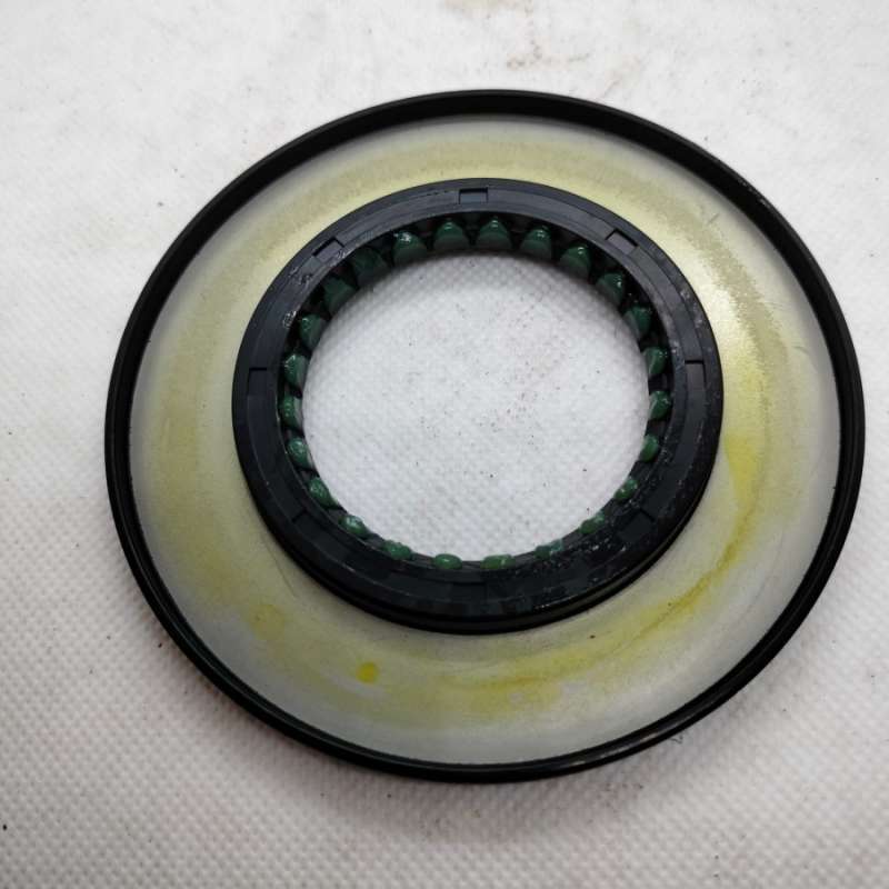 Promo Spare Part Seal Roda Belakang Luar Rear Axle Isuzu Elf Nmr 71 Oem ...