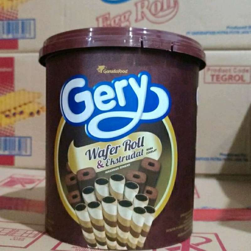 Jual Gery Wafer Roll Dan Ekstrudat Toples Rasa Cokelat Kue Lebaran Enak ...