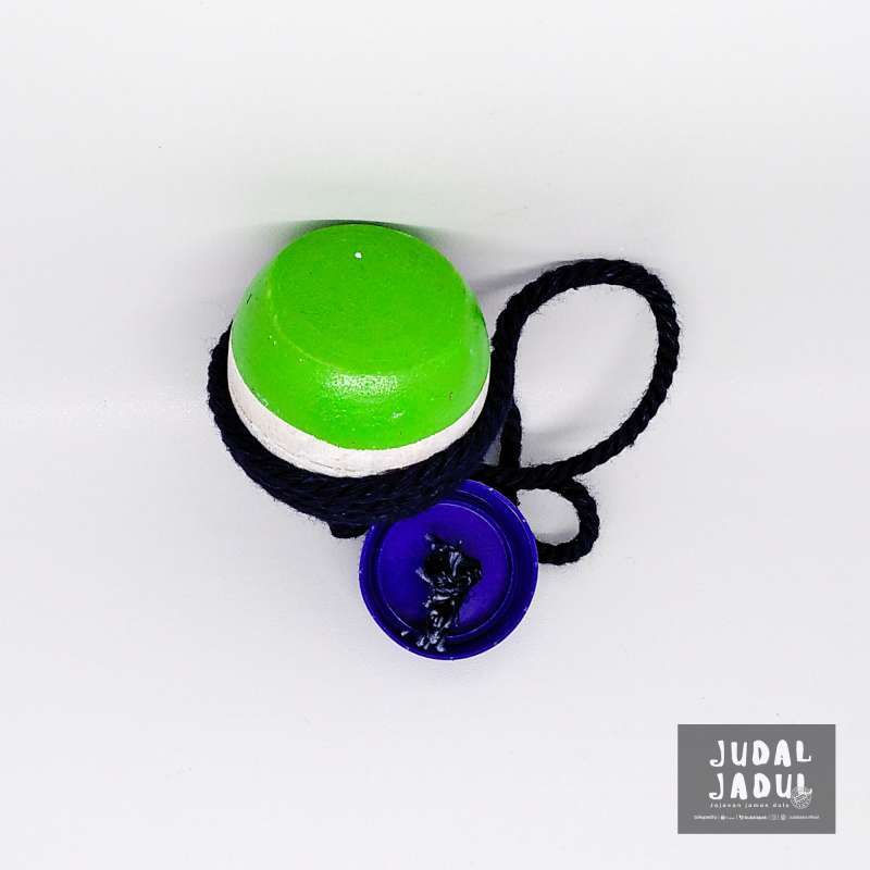 Jual Gasing kayu / Gasing kayu jadul / gasing lempar jadul di Seller ...