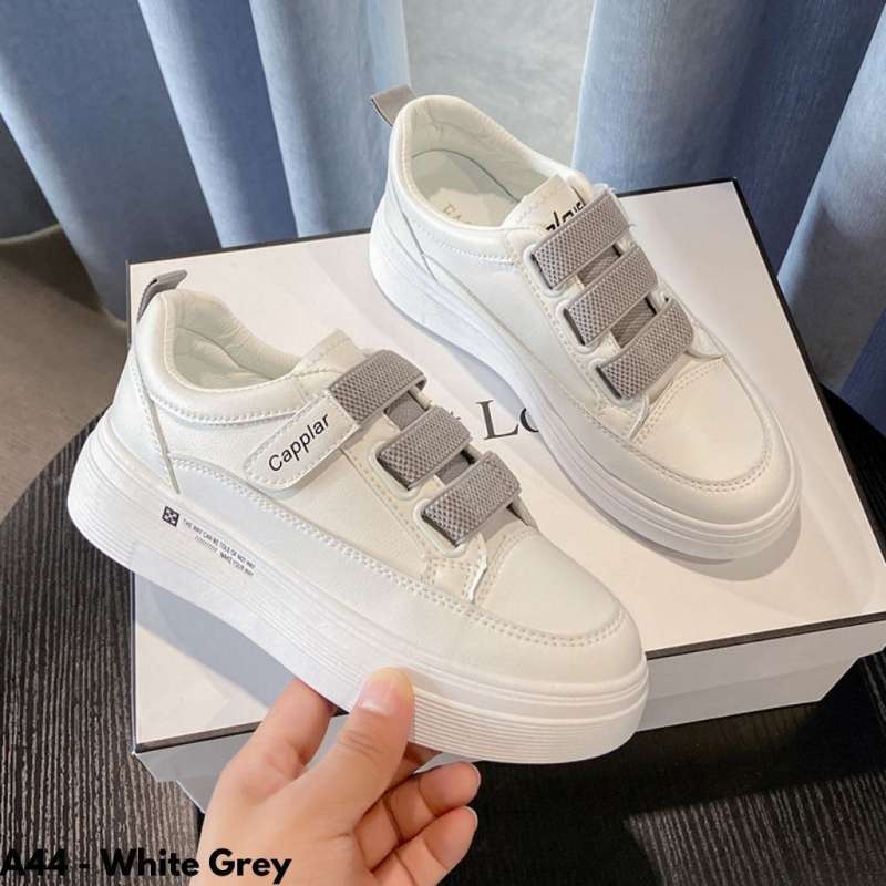 Jual SEPATU SNEAKERS WANITA PUTIH POLOS VELCRO KULIT GAYA KOREA MODEL ...