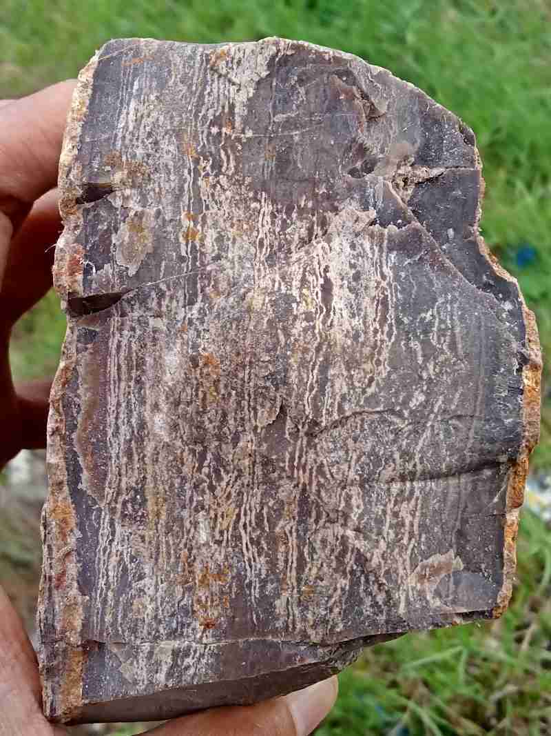 Bahan Batu Kecubung