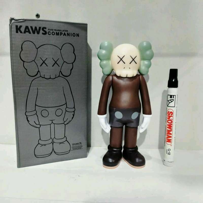 Jual Mainan Action Figure Kaws Five Years Later Companion Brown Tinggi ...