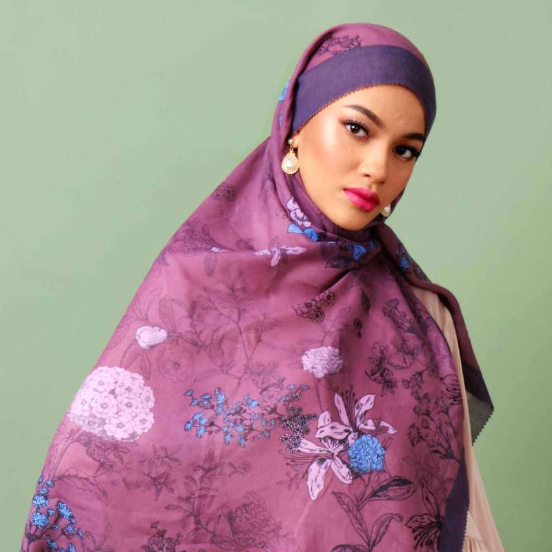 Merk Jilbab yang Bagus untuk Tampil Anggun Tiap Hari - Blibli Friends