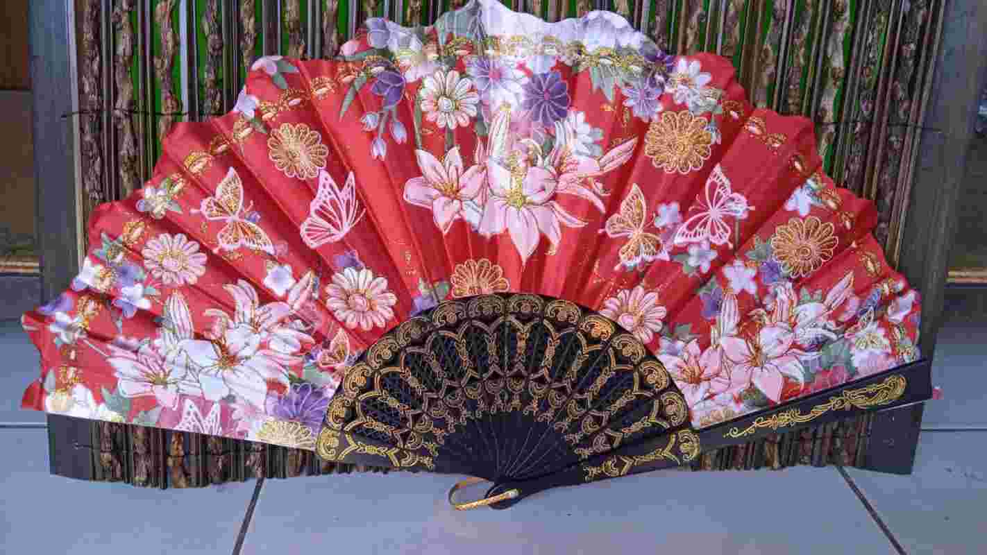 Promo Kerajinan Kipas Plastik Bunga Bali 45cm Souvenir Kado Hadiah ...