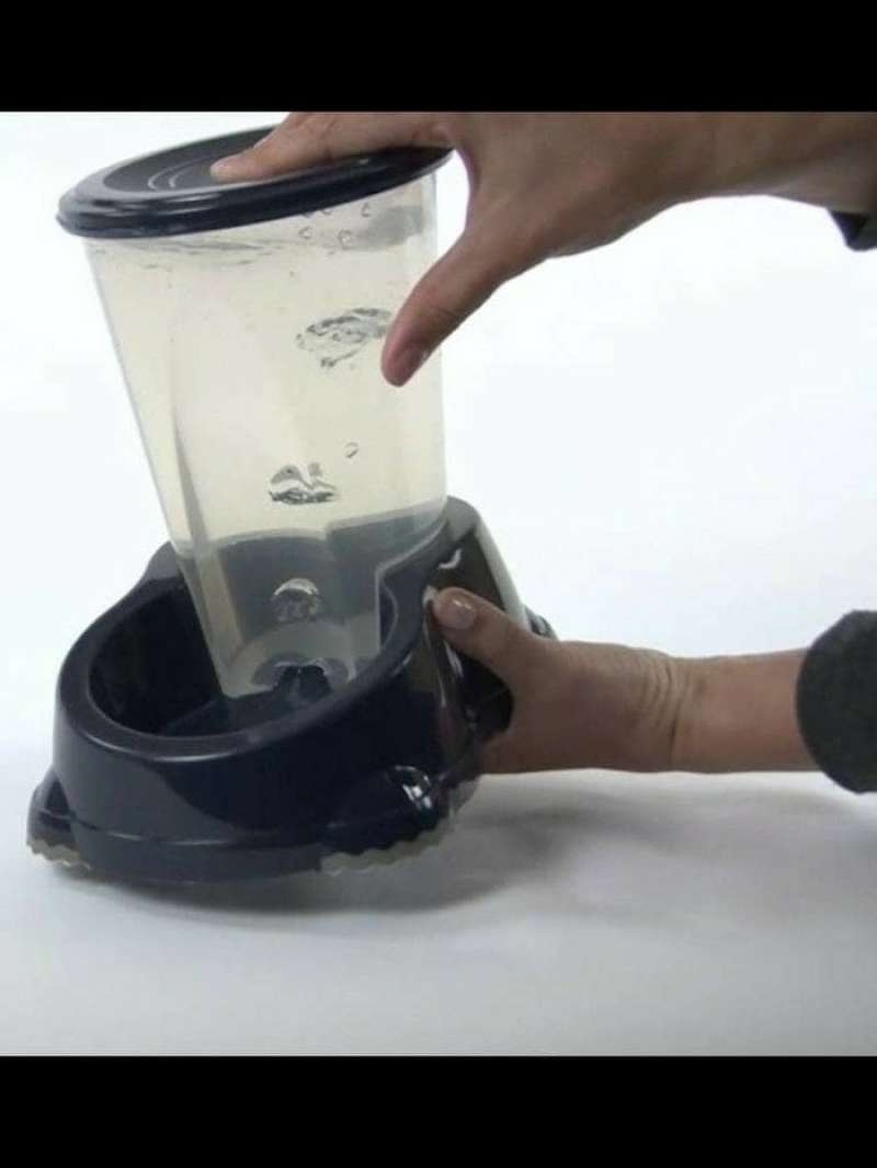 Jual Moderna Smart Sipper Water Drinker 3 Liter - Tempat Minum Otomatis ...