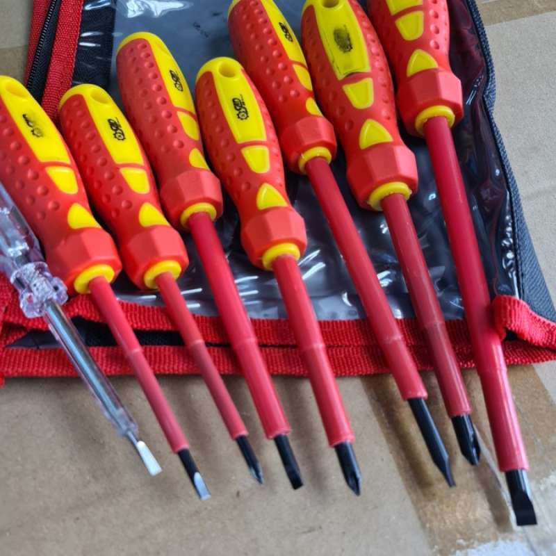 Promo Obeng listrik set 8pcs 1000 v obeng listrik 1000 volt 100 % ...