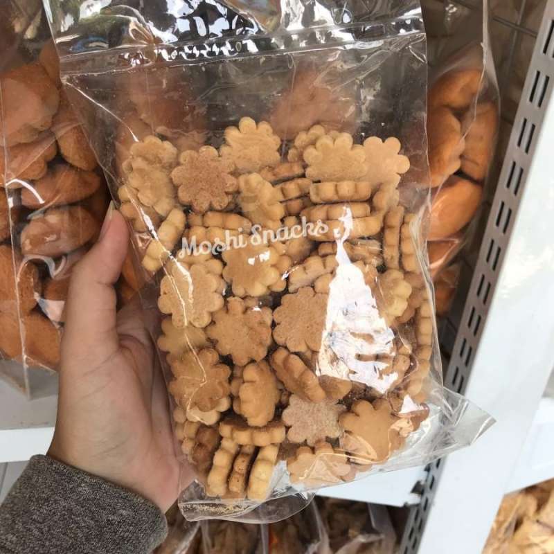 Jual Kue Asin Khas Bangka / Kue Masin di Seller Moshi Snack - Kota ...