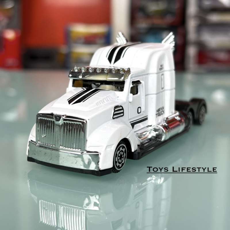 Jual Mobil Truck Diecast Heavy Truck Seperti Transformer Optimus Prime ...