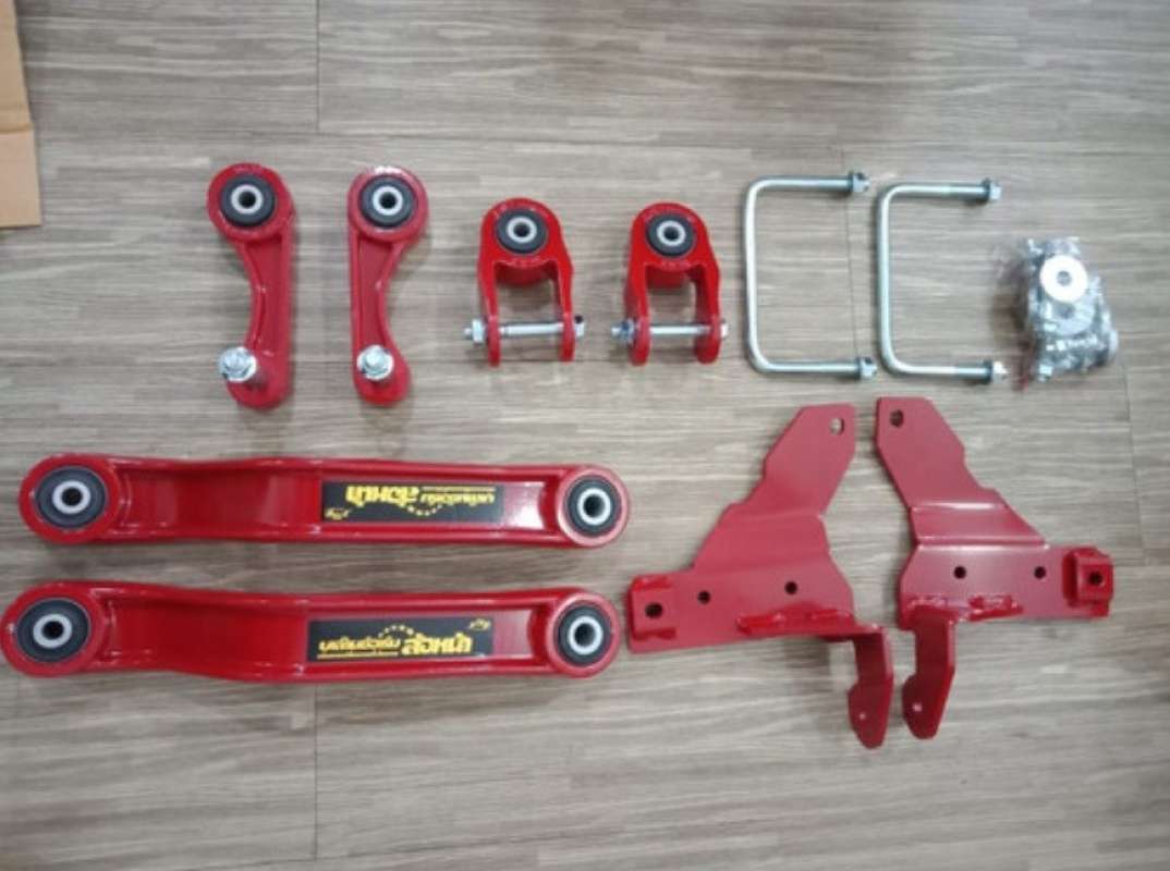 Jual Front Stabilizer Balance Arm Fortuner VRZ Depan Merah di Seller ...