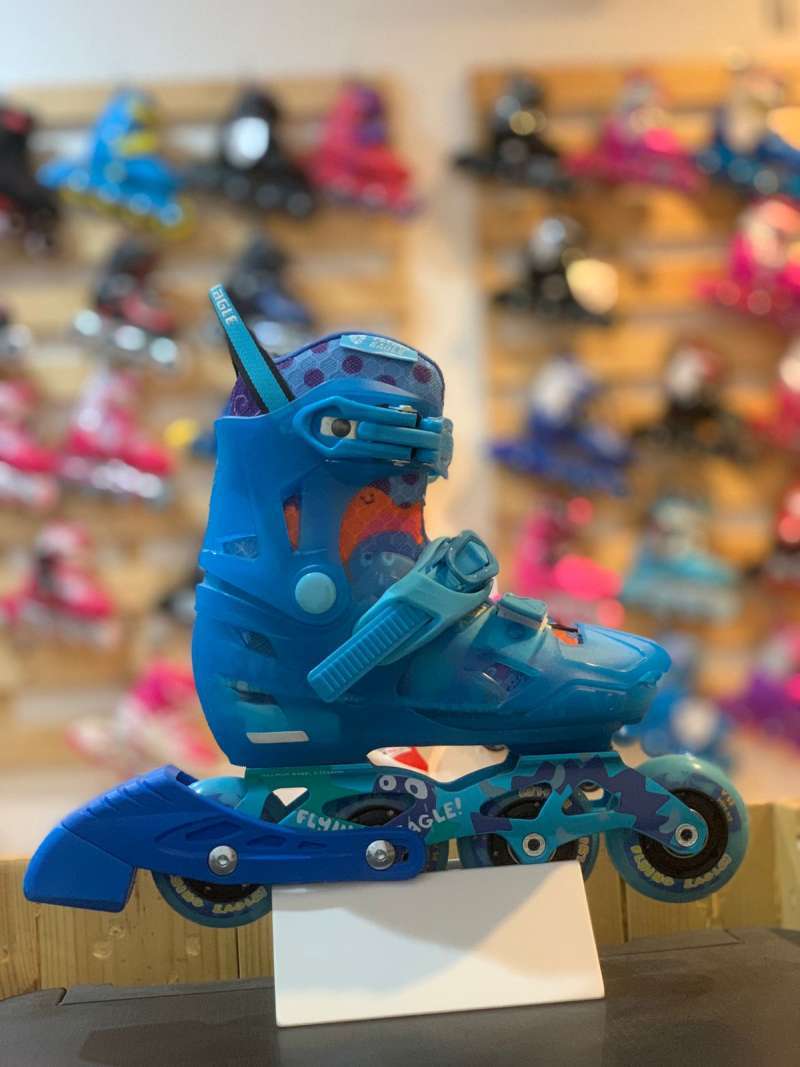 Jual Sepatu Roda Anak Inline Skate Pemula Flying Eagle S8 - Biru di ...