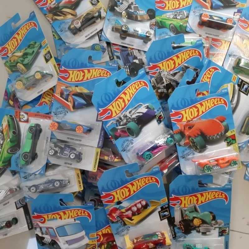 Jual Hot Wheels Real Car Random di Seller Saidkidshop - Jurang Mangu ...