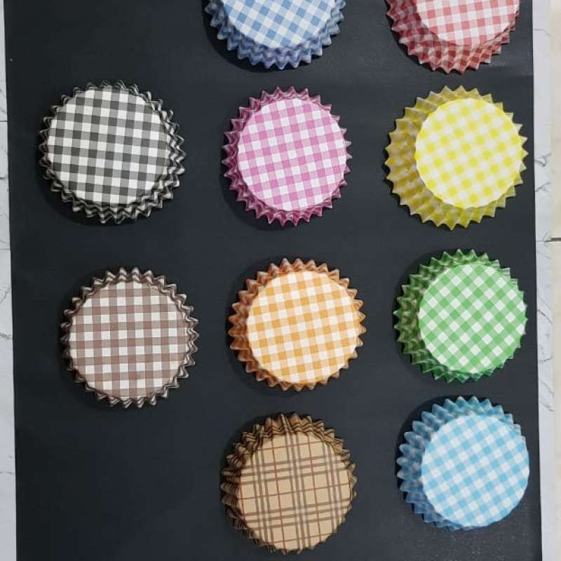 Jual Kertas Panggang Roti Laminating 100 Pc Cake Case Import Rcc Kotak ...