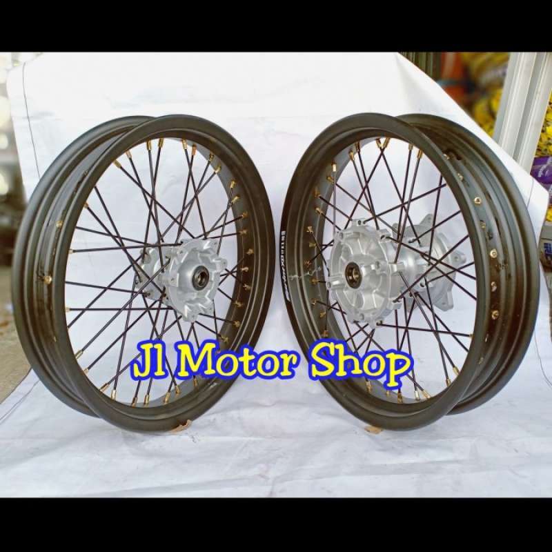 Promo Paket Velg Supermoto Super Moto Crf 150 L Tromol Buat Crf Diskon ...