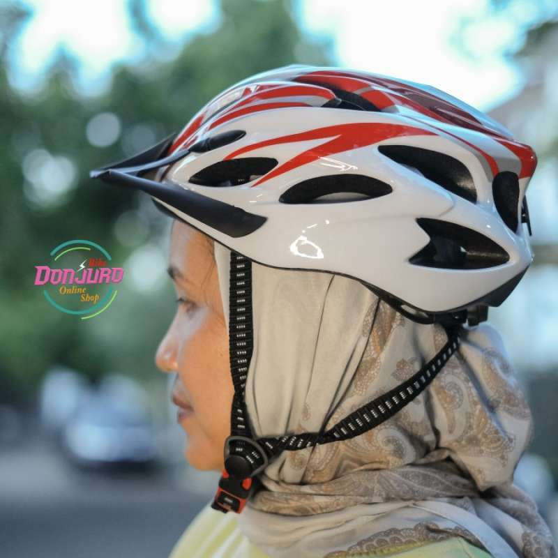 Jual Helm Sepeda Universal Ringan Aman Nyaman Tidak Panas Di Seller ...