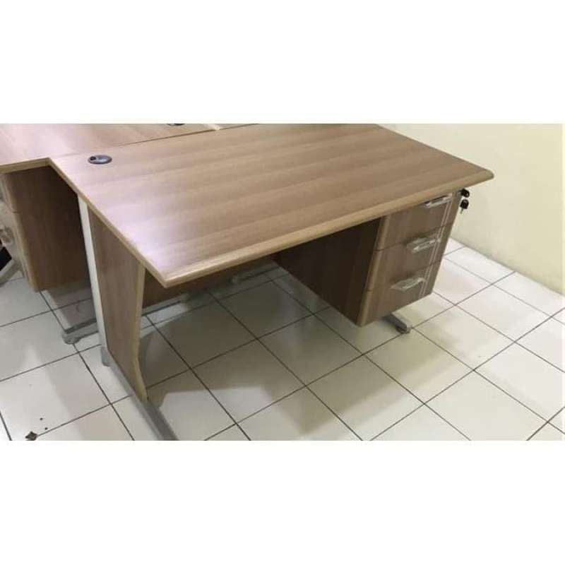 Jual meja kantor uno lavender 120cm berikut laci gantung warna wallnut ...
