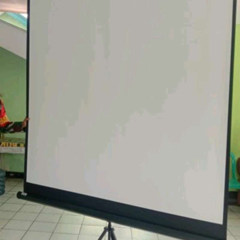 Jual Layar Proyektor Vision Screen Tripod 96 244cm X 244cm ...