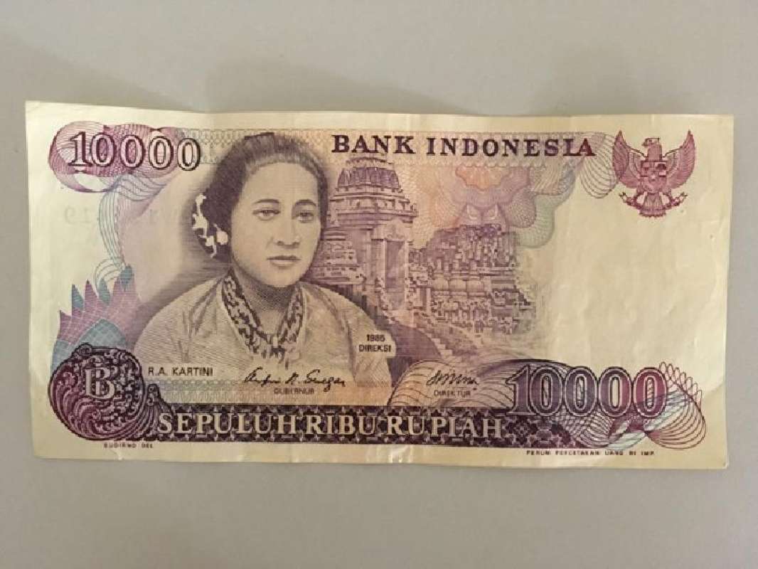 Jual Uang Kuno Jadul Rp.10000 Indonesia Tahun 1985 di Seller Ola77 Shop ...