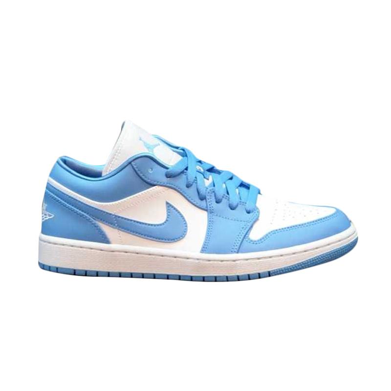 Jual NIKE Air Jordan 1 Low UNC W Sepatu Olahraga - 6.5 Biru Putih di ...