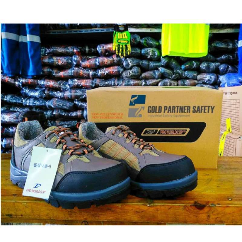 Jual Sepatu Safety Shoes Pro World Cup Sepatu Safety Setara K2 Black ...