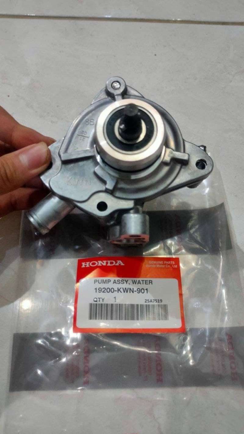 Promo Rumah Water Pump Assy Set Air Pompa Radiator Vario 125 150 Fi Kwn ...