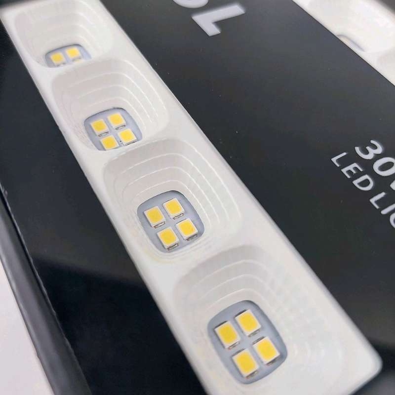 Jual Fsl Lampu Sorot Led Flood Light Waterproof Ip65 220v 30w Cool ...