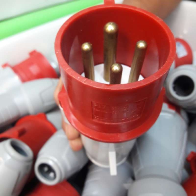 Promo plug legrand 32a 3p 4pin ip44 kode 555238 Diskon 23% di Seller ...