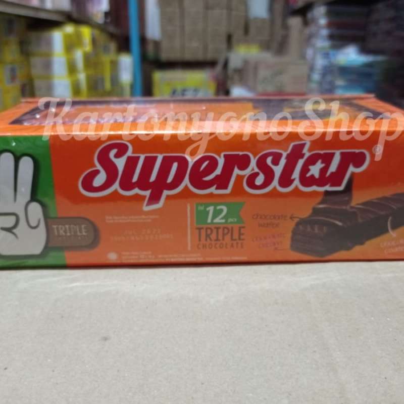 Jual SuperStar Wafer Triple Coklat Chocolate Per Pak isi 12pcs di ...