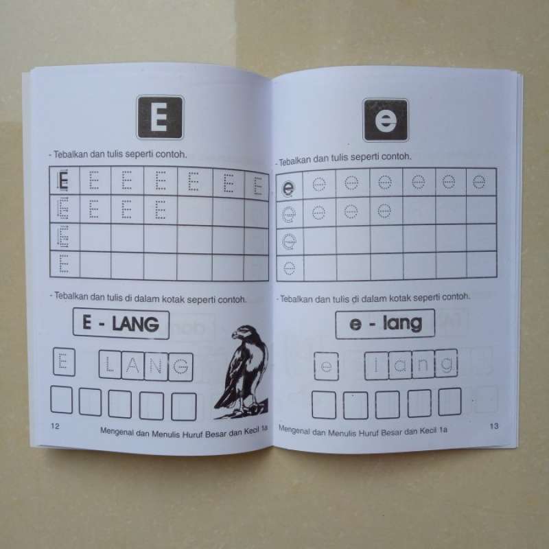 Jual BUKU ANAK TK SD KELAS 1 BELAJAR MENULIS HURUF BESAR HURUF KECIL 1A ...