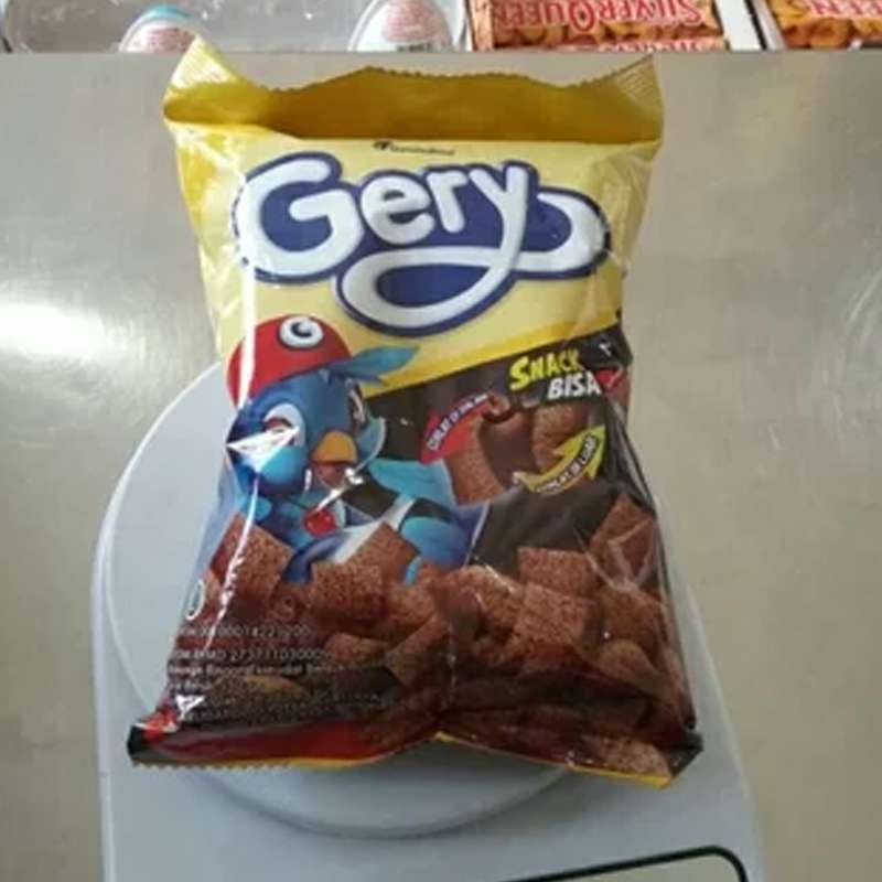 Jual Gery Snack & Sereal Bantal Extrude Coklat 30 Gr 1 Dus / 8 Pak / 40 ...