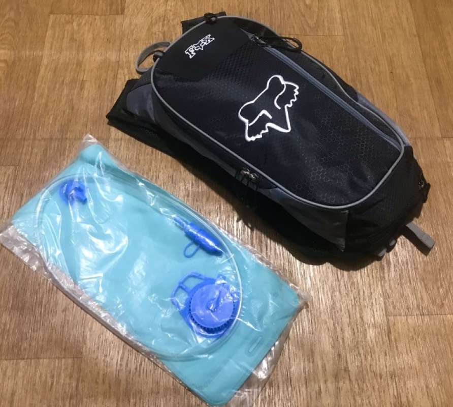 Promo tas hydro FOX ada kantong air cocok untuk adventure trail touring ...