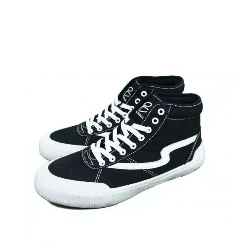 Jual Patrobas Ivan High Black White - Sepatu Sneakers Canvas Pria ...